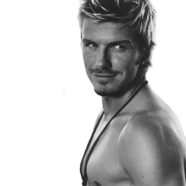 。Cris.7°--166260998照片_。Cris.7°--166260998相册大全-YY官方